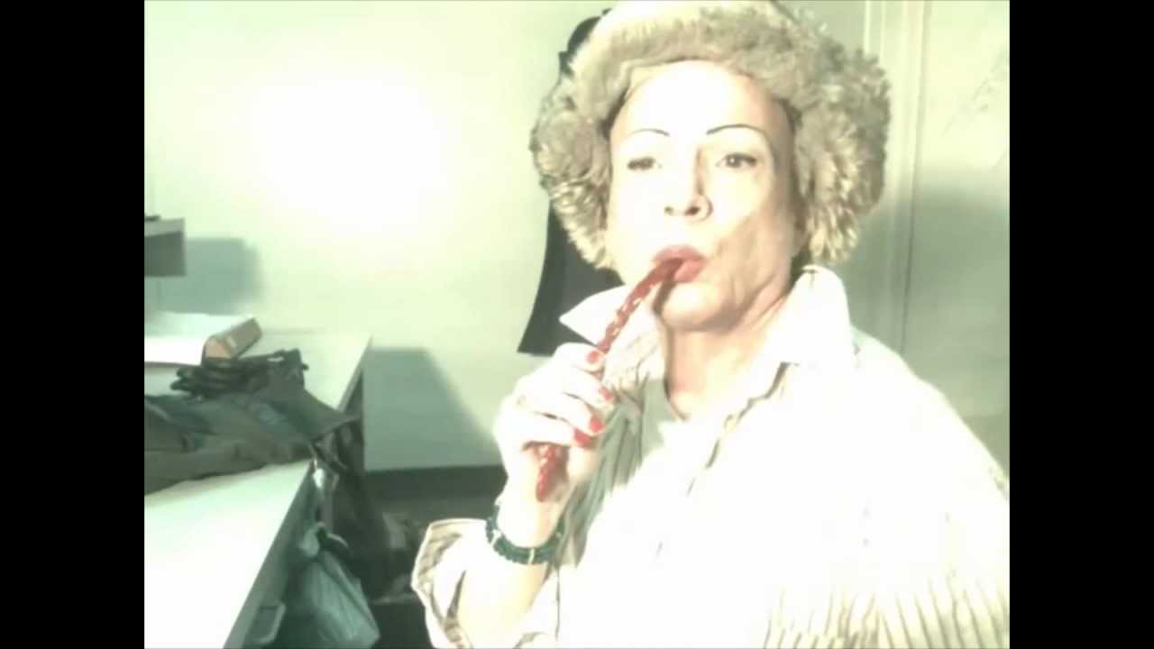 Hello Play Thing (Martin Solveig Vs Nini No Bless) - YouTube