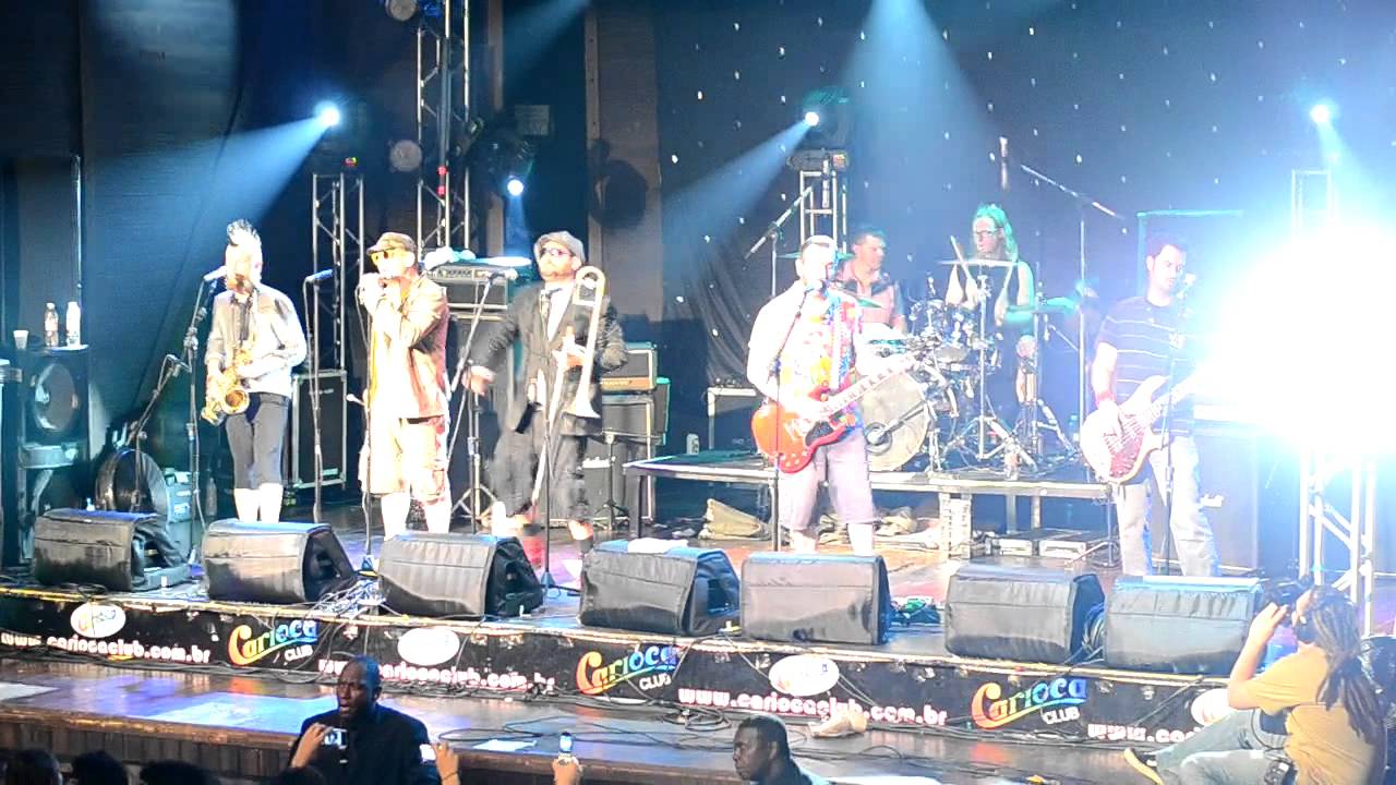 Reel Big Fish - Beer @ Carioca Club São Paulo, Brazil, 22/10/11 - YouTube