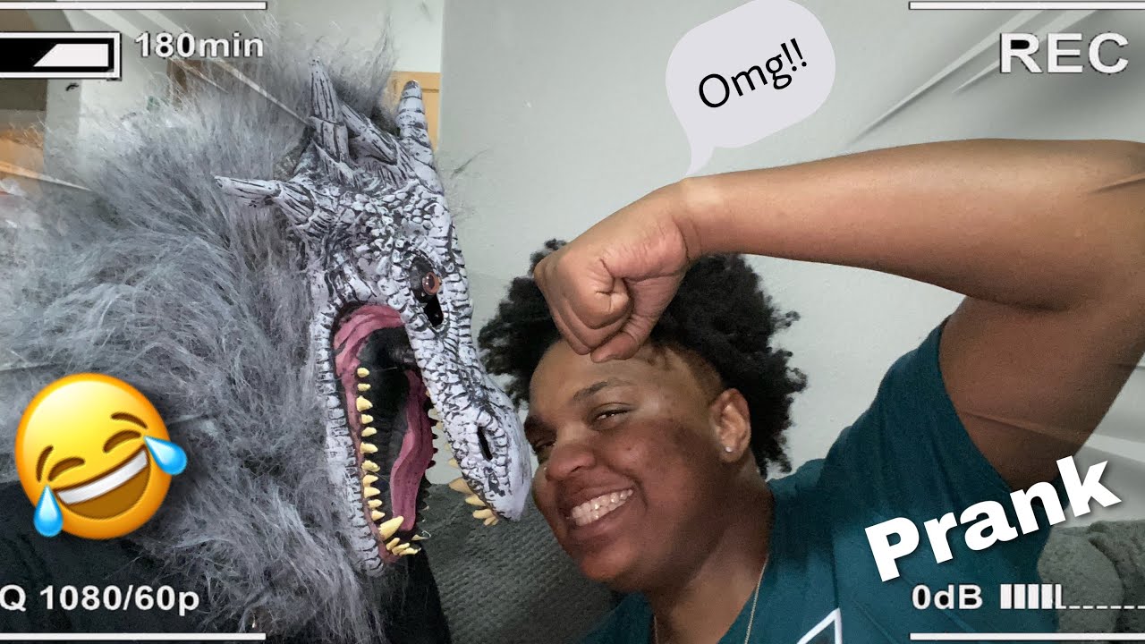 SCARY MASK PRANK ON GIRLFRIEND ( MUST WATCH ) - YouTube