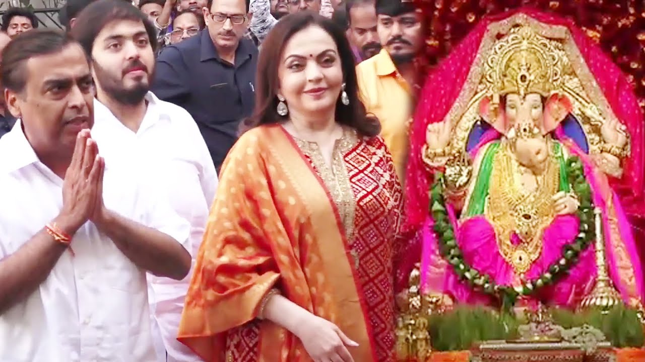 Ambani Family s Ganesh Utsav GRAND Celebration Nita Ambani Mukesh Akash Anant Isha ambani-family-s-ganesh-utsav-grand-celebration-nita-ambani-mukesh-akash-anant-isha