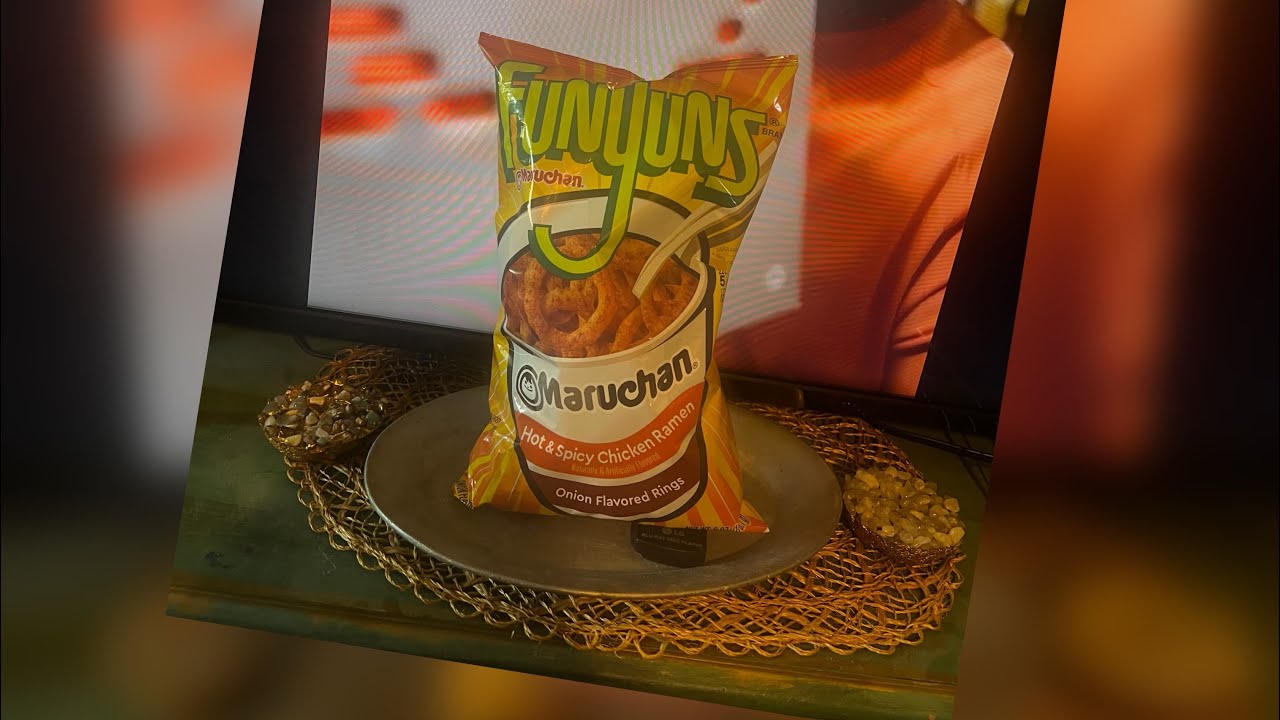 Funyuns Maruchan Hot & Spicy Chicken Ramen - YouTube