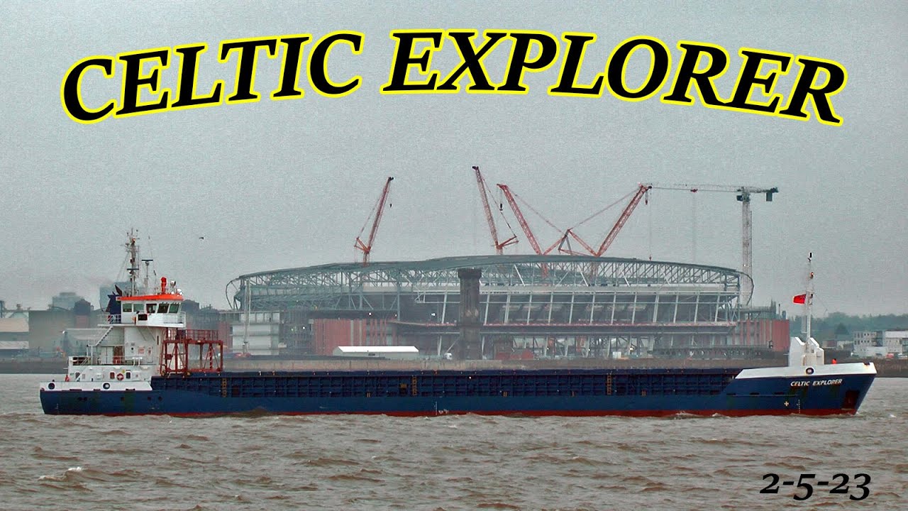 Celtic Explorer Making Her Approach To Alfred Dock - YouTube