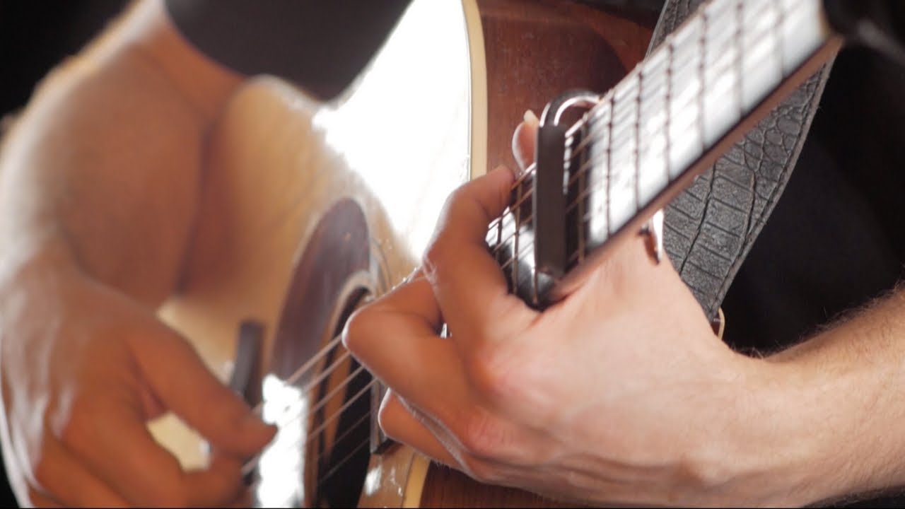 Alex Taylor - Can't Make it Alone (Live at Aardman) - YouTube