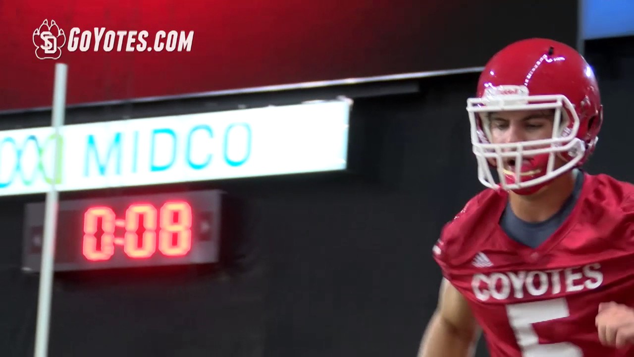 Football Position Breakdown: Linebackers - YouTube