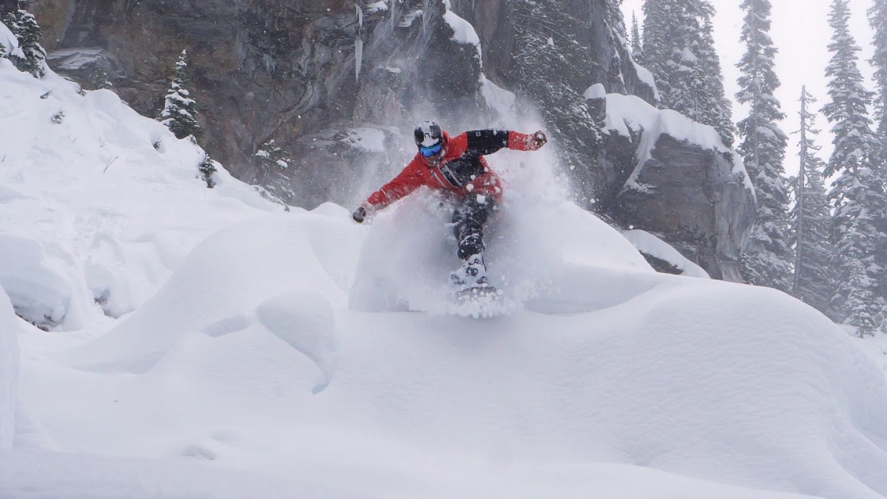 December 4th Powder at Revelstoke - YouTube