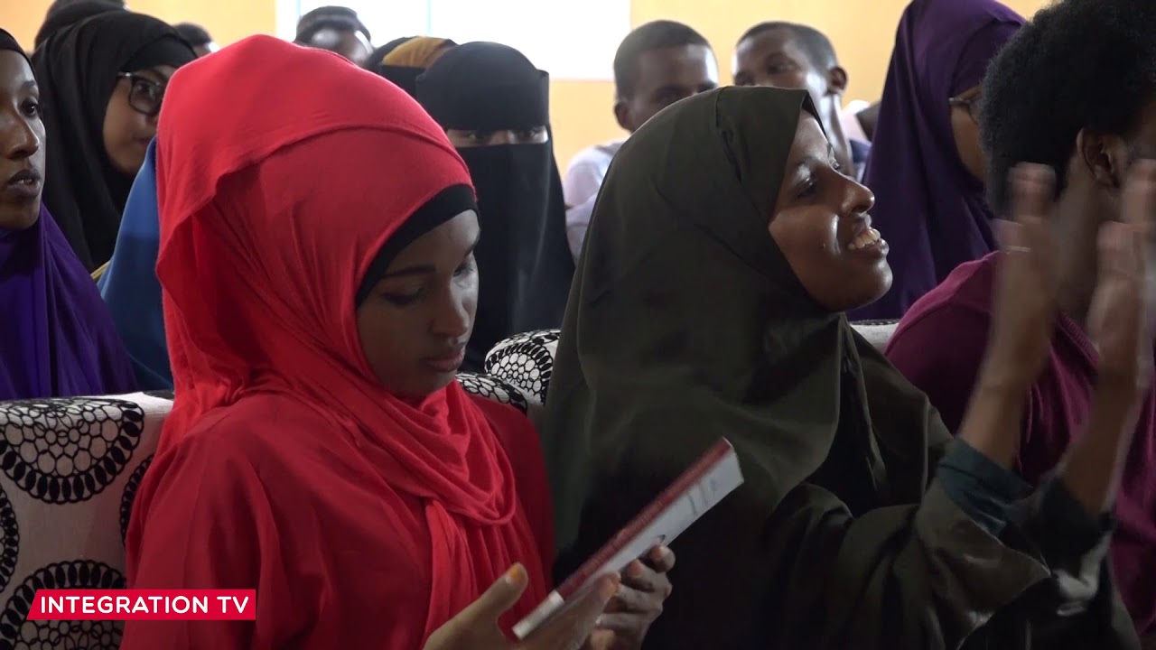 Bandhigga loo sameyey Buugga Rayan Abukar Ali Badmaax- Humanitarian ...