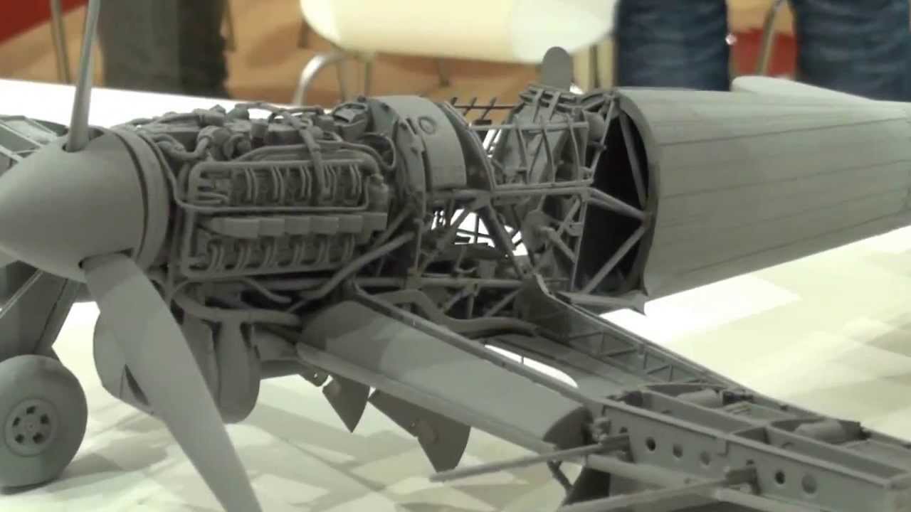 Toyfair 2014 - Airfix-Stand - YouTube