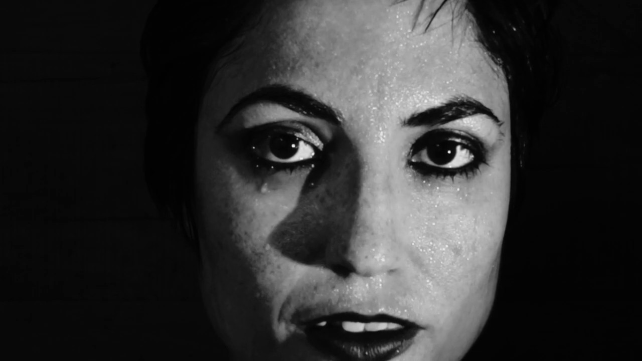 Byron's House - LOOPER LIPS - YouTube