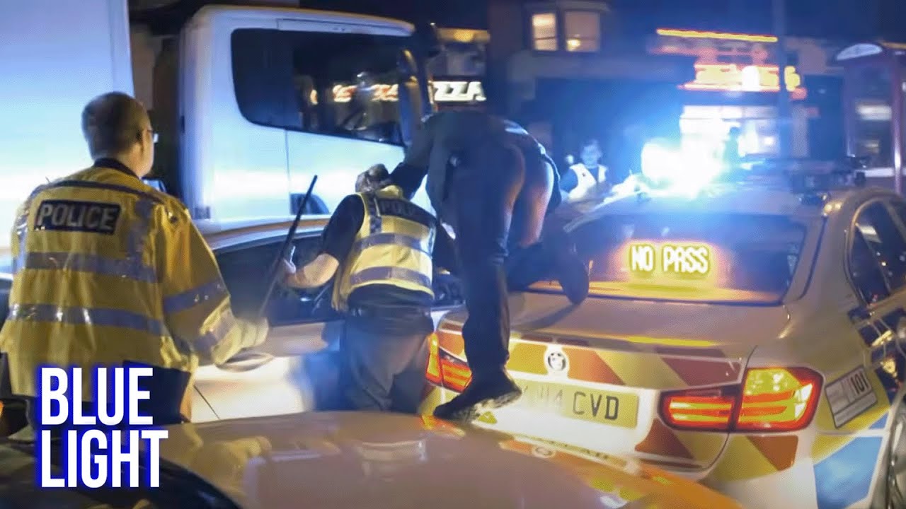 Cops Tear Gas Suspect During DRAMATIC Police Arrest | All New Traffic ...