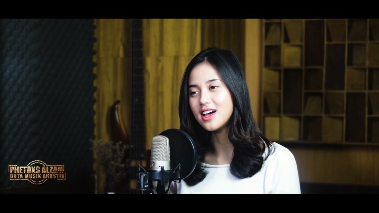 SYIFFA SYAHLA - Cover Terbaik By Syiffa Syahla terbaru - YouTube