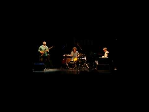 Jojo Mayer, Panagiotis Andreou, Jason Lindner - Fearless One - YouTube