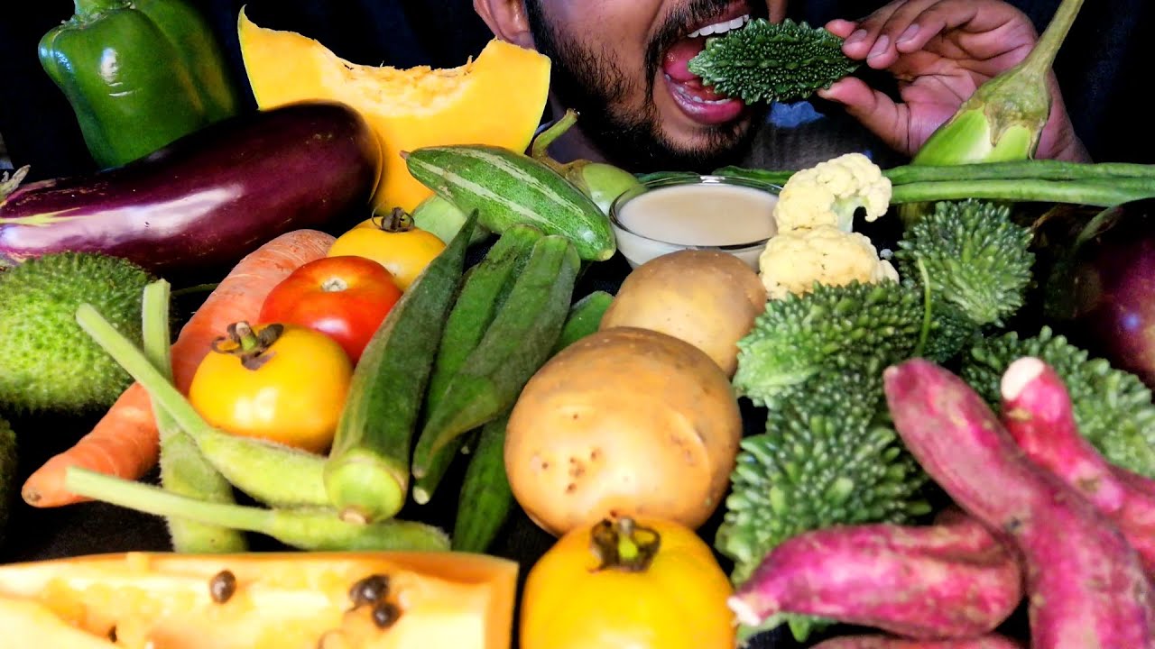 ASMR : EATING RAW VEGETABLES MUKBANG | EATING GREEN VEGETABLES - YouTube
