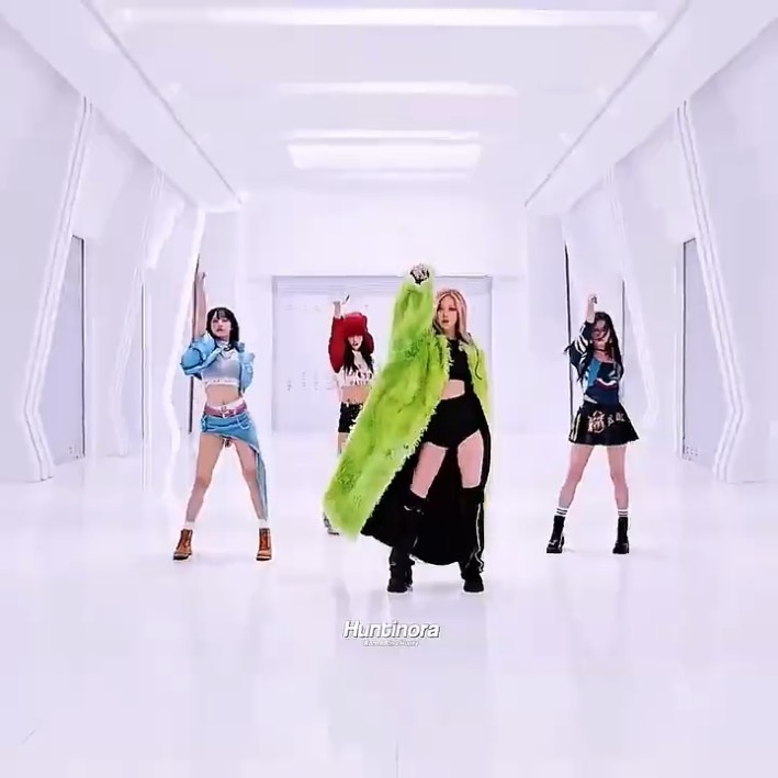 The aura of the letter ‘B’☠️💅🏻 #kpop #bts #blackpink #babymonster - YouTube