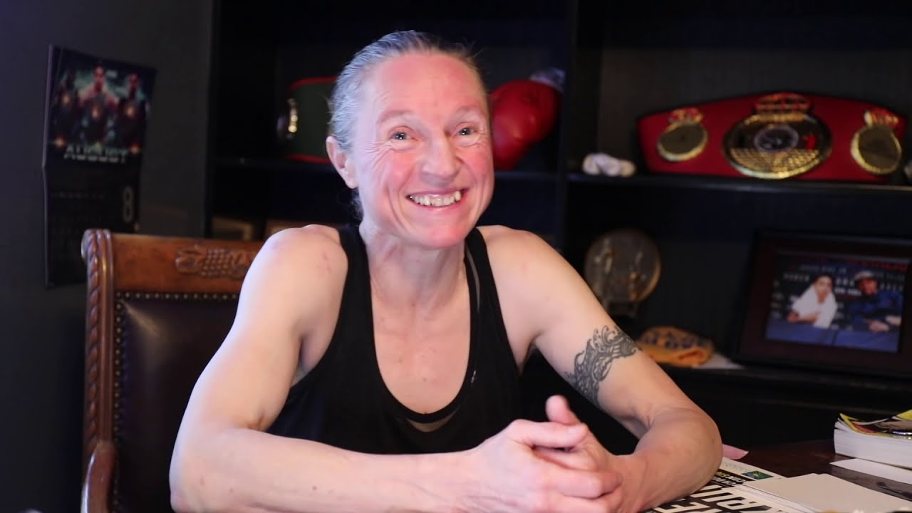 53-YEAR-OLD WOMEN'S BOXER MAKES HISTORY, WINS PRO FIGHT | BEKI LIGHT ...