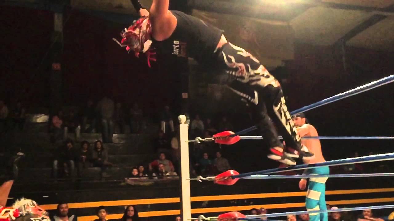 Phantom Cam "Asai Moonsault Muerte Infernal" - YouTube