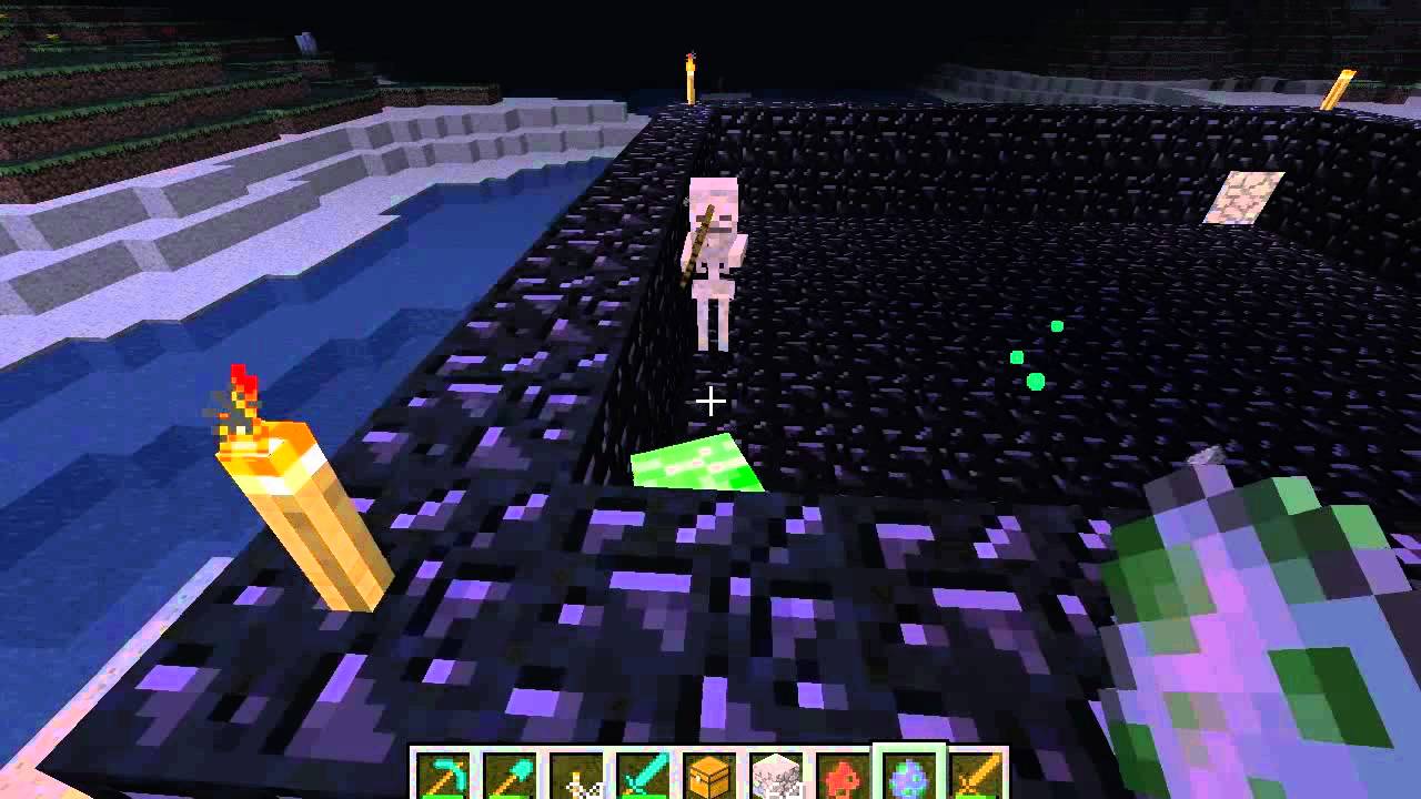 Minecraft 11w50a: Proof of Creepers Dropping newer Music Discs - YouTube
