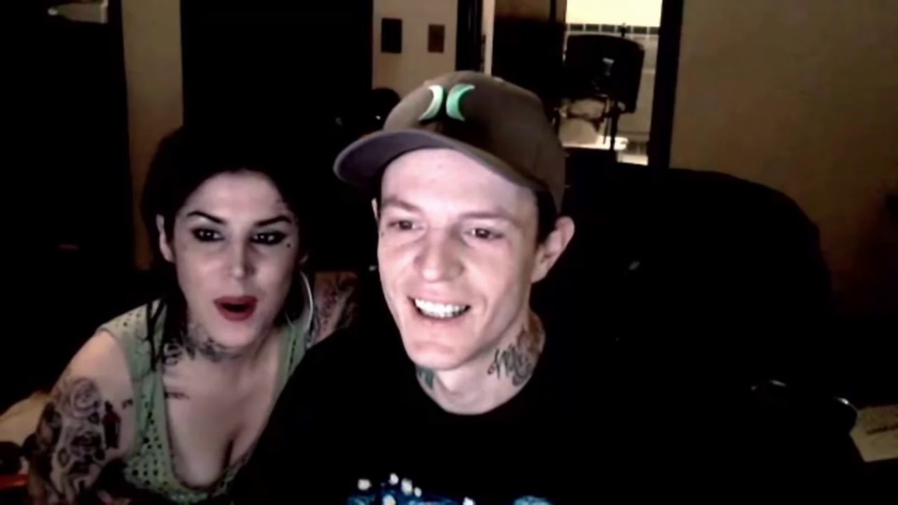 deadmau5 Live Stream 2013 With Kat Von D - YouTube