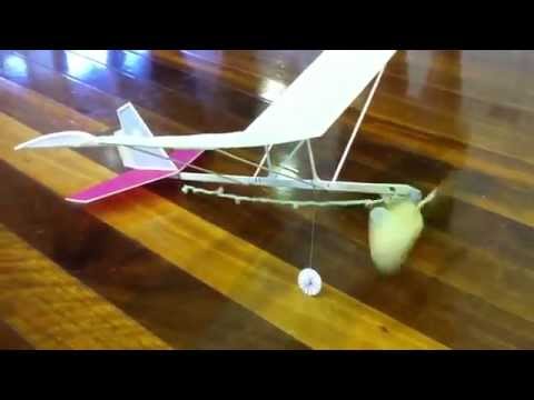 Hanger Rat indoor rubber band powered model aircraft mka2805 - YouTube