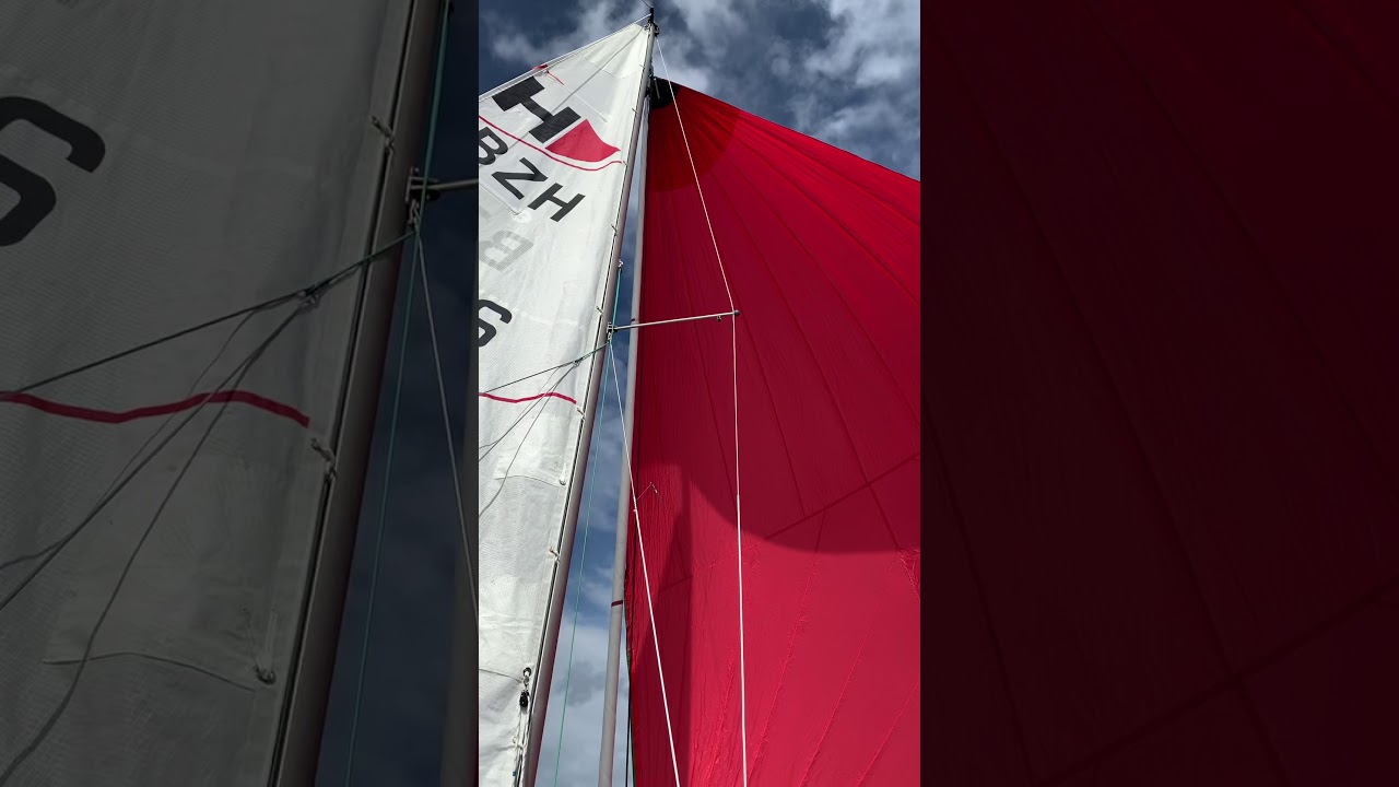 Hunter Europa 19 Spinnaker asymmetrische - YouTube