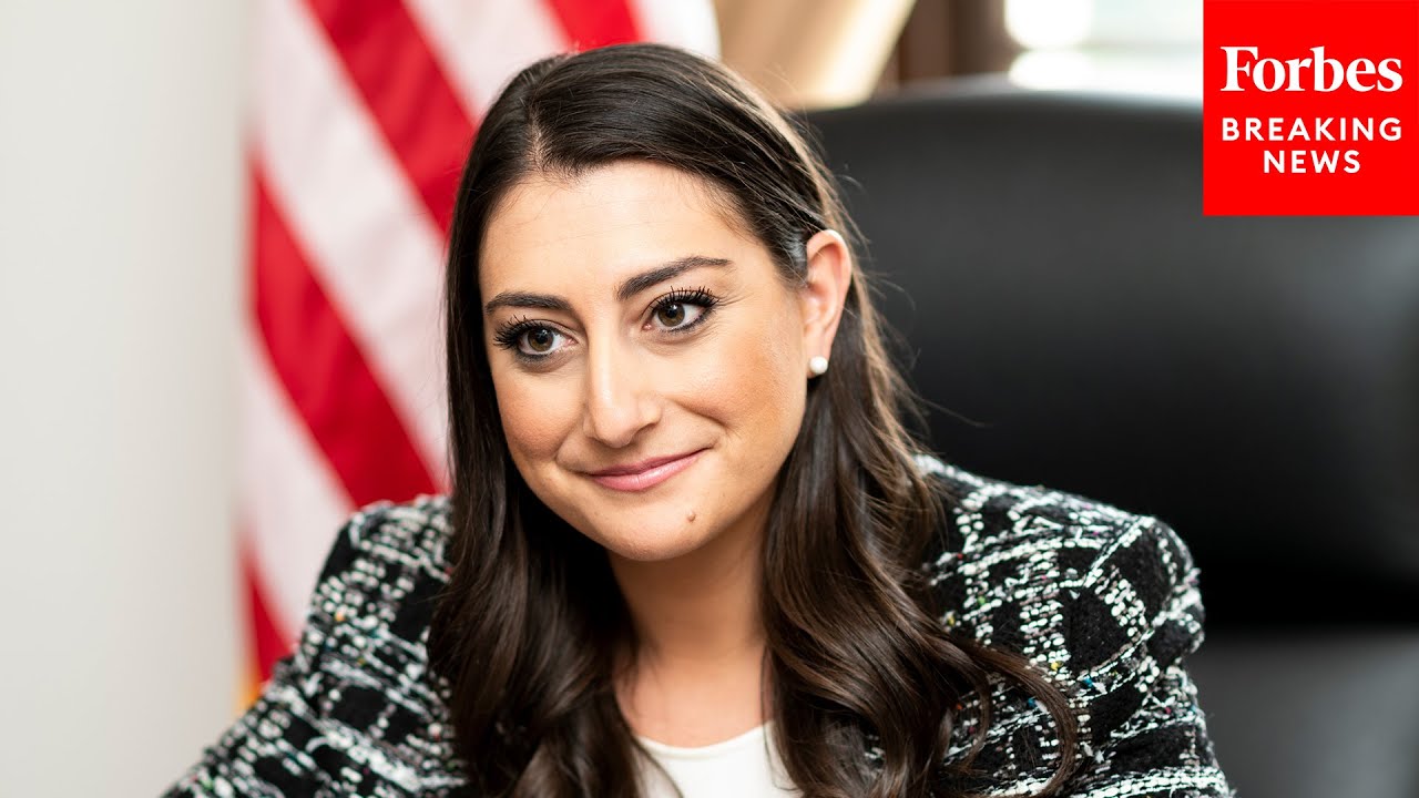 Sara Jacobs Celebrates San Diego Returning To In-Person Learning - YouTube