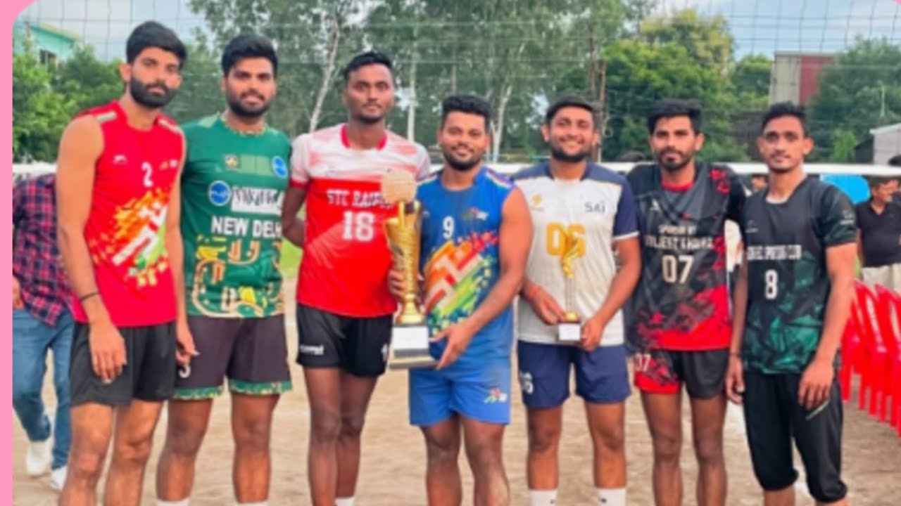 Saeed Alam , Saurav Thakur , Vissu , Vinit Rana Open volleyball ...