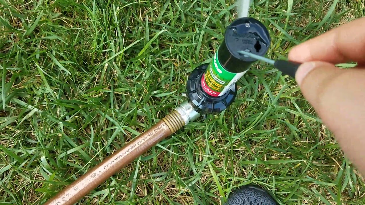 Rain Bird 32SASP Rotor On Hose End Spike Review and Performace - YouTube