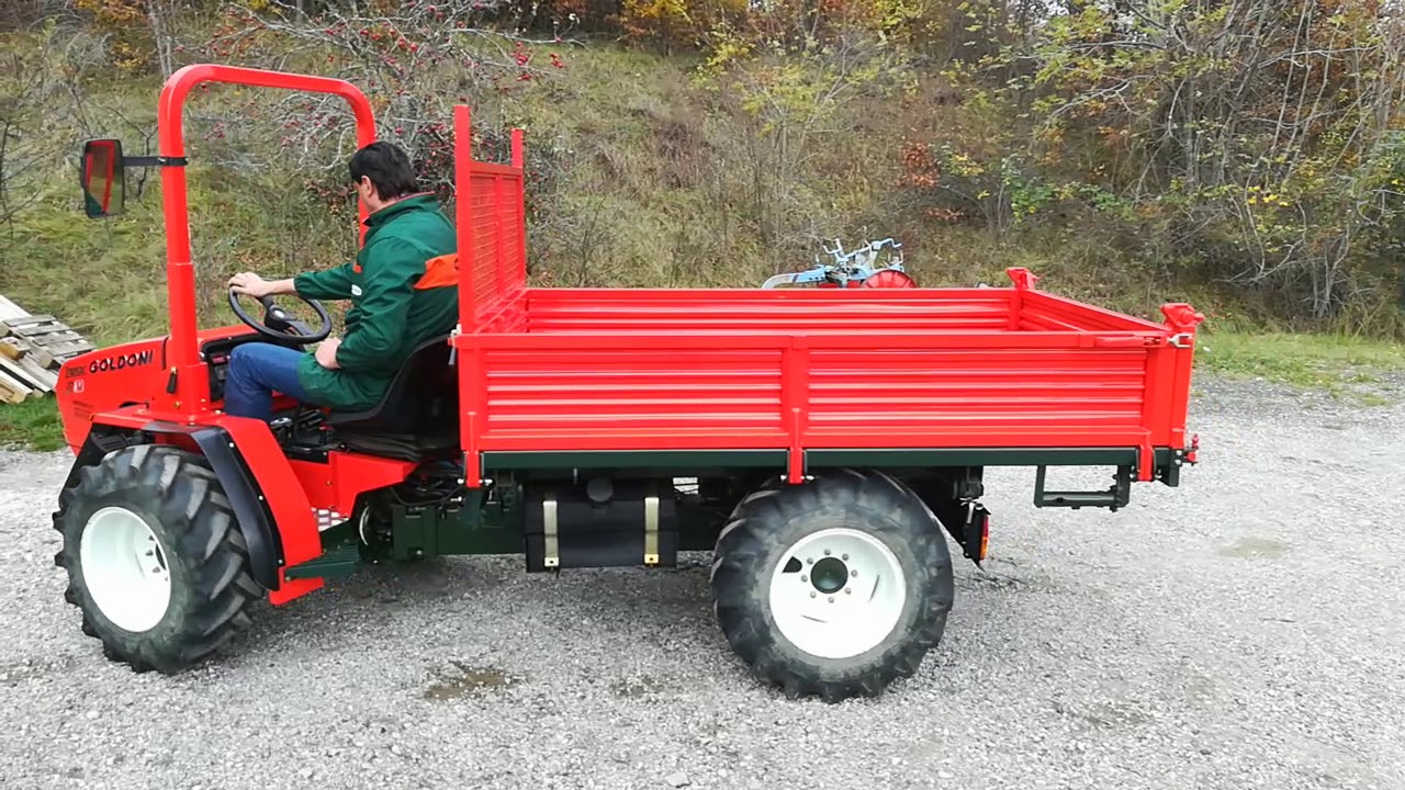 Trattrice agricola Goldoni Transcar 28 sn evo - YouTube