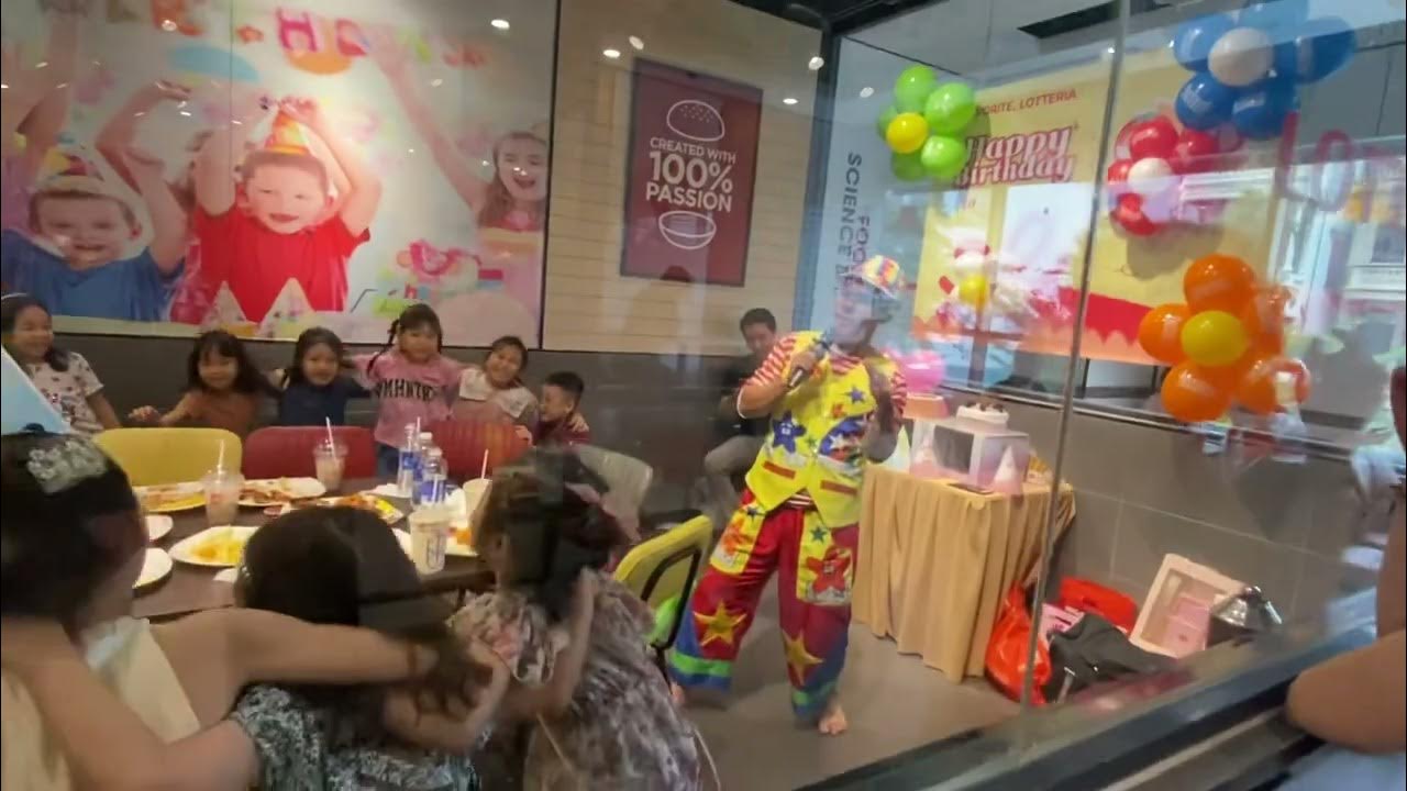 P2. Bíp dự sinh nhật tại KFC 87 Linh Nam - YouTube