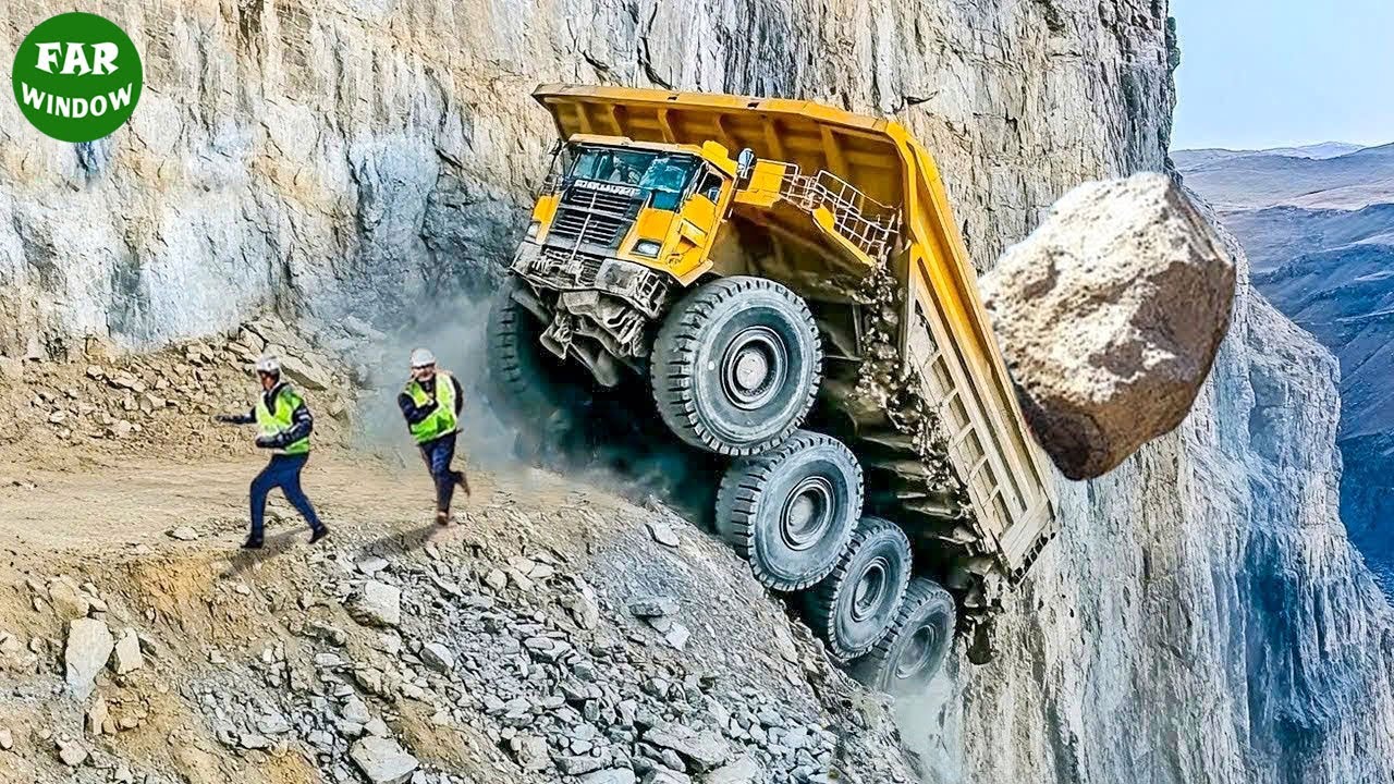 155 Most Expensive Heavy Machinery Fails Ever Caught on Camera - YouTube