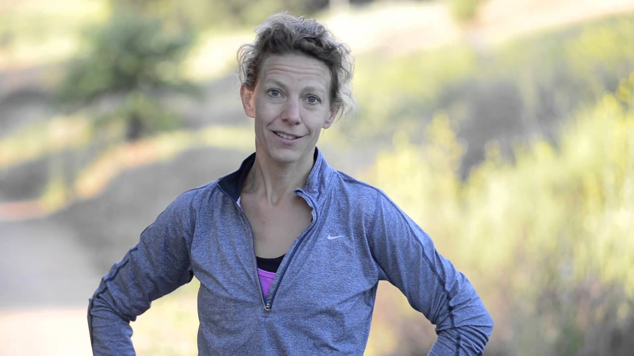 An OOFOS Story - Sarah (Boston Marathon) - YouTube