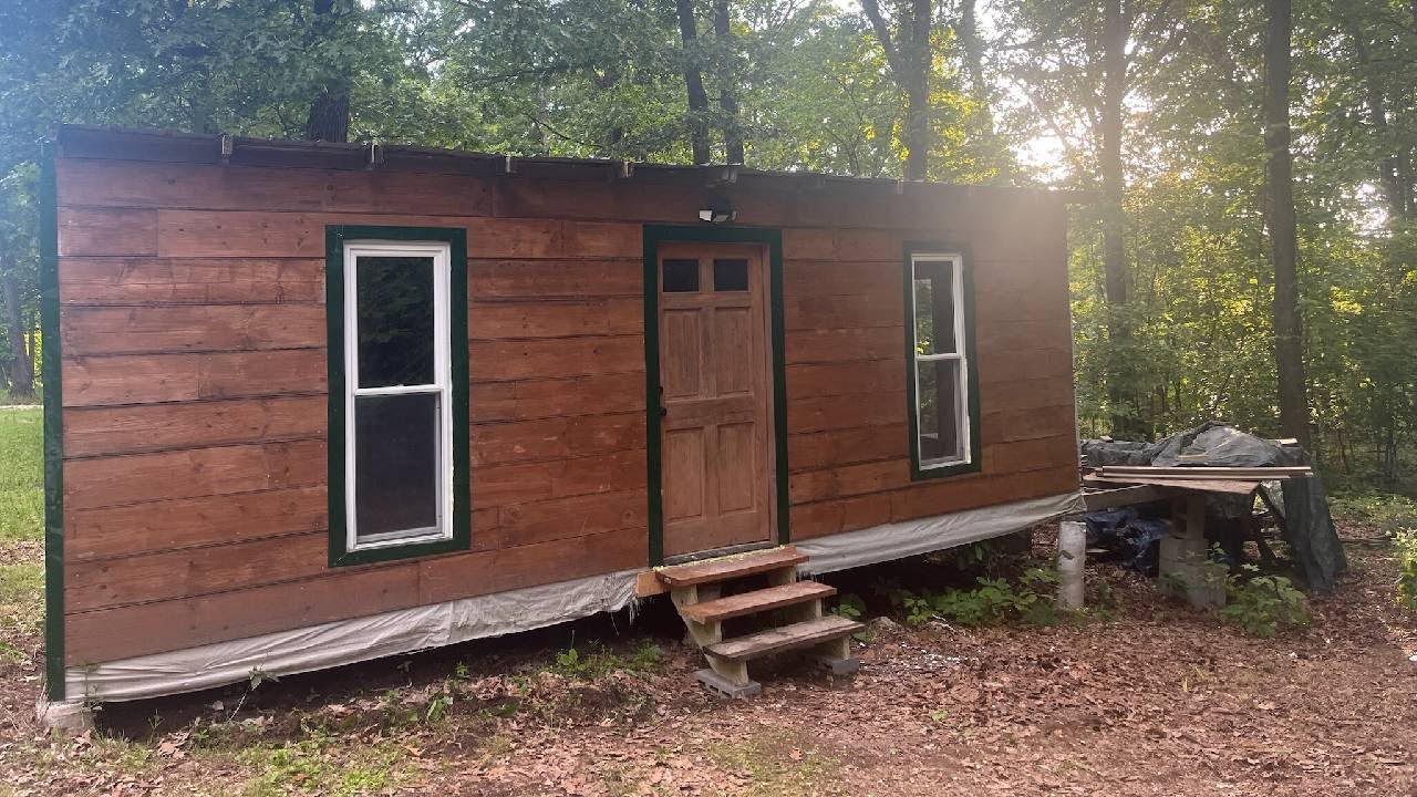 Cheap Off Grid Cabin/Tiny House Build by Hand (Part 2) - YouTube