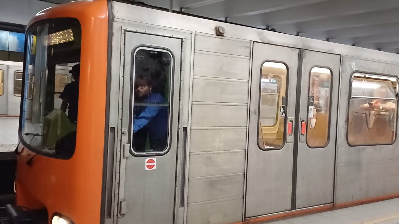 Vertrek oud jaren 70 metro matrieel (type U3) uit heizel Brussel ...