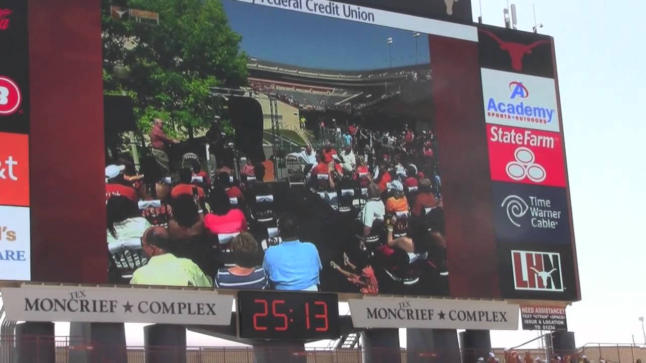 Ricky Williams Statue Dedication - YouTube