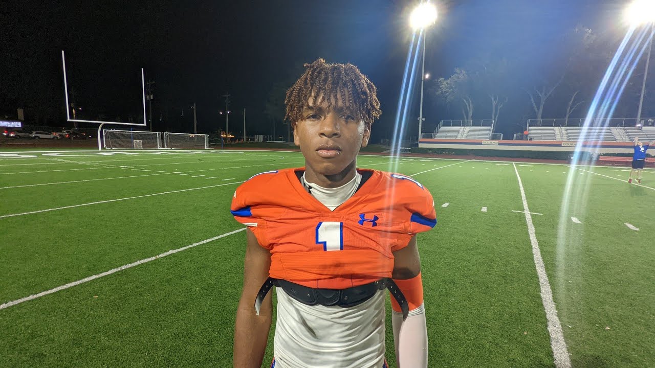 Bolles Bulldogs #1 DJ Moore TD pass to #12 Naeem Burroughs vs Bishop ...