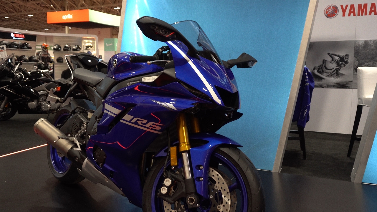 First Look: 2017 Yamaha YZF-R6 walkaround! - YouTube