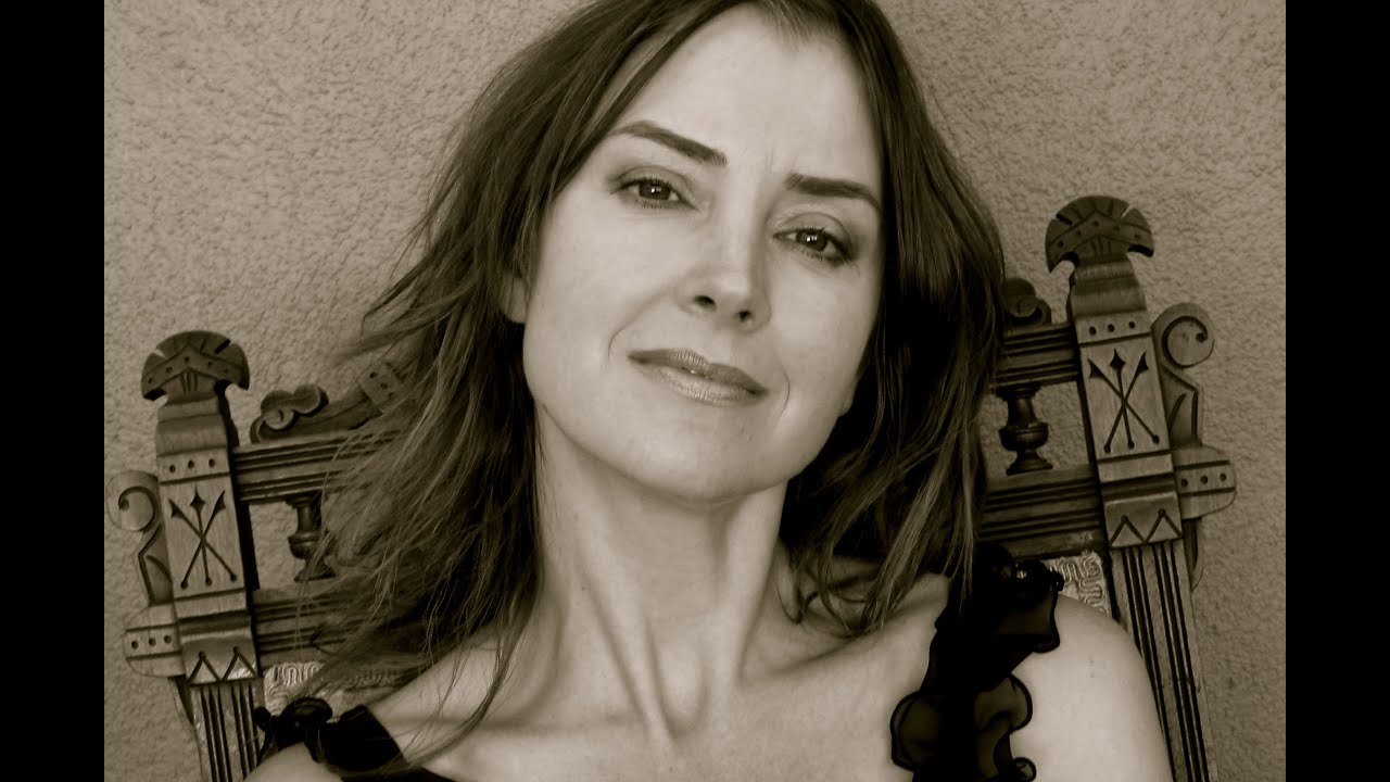 I Can't Get No Satisfaction -The Rolling Stones Cover - Valeria - YouTube