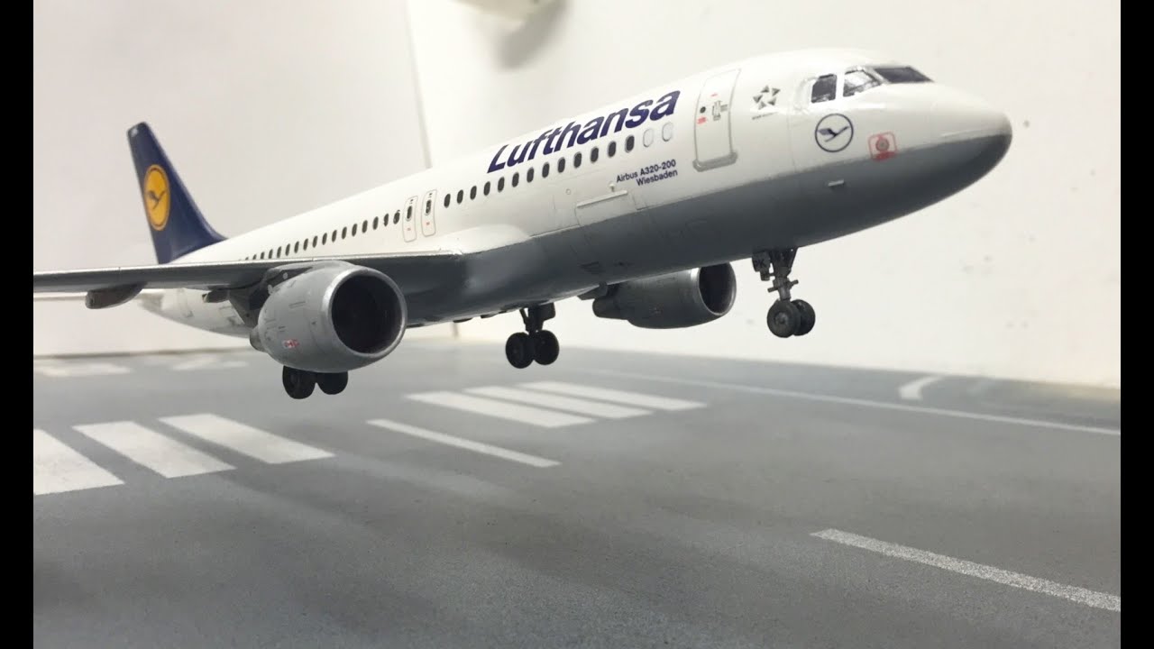 Revell Airbus A320 Lufthansa assembly - YouTube