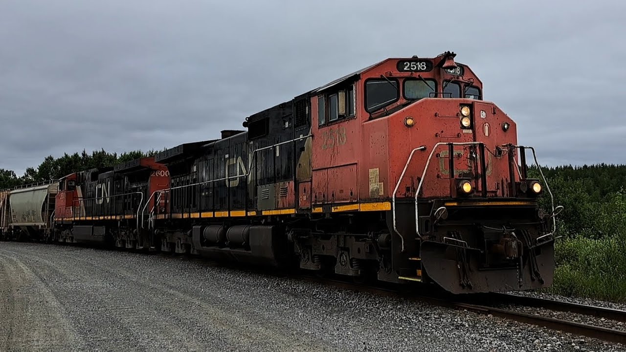 RARE CN C44-9WL 2518 LOW IDLE! CLASSIC ENGINE NOISE! - YouTube