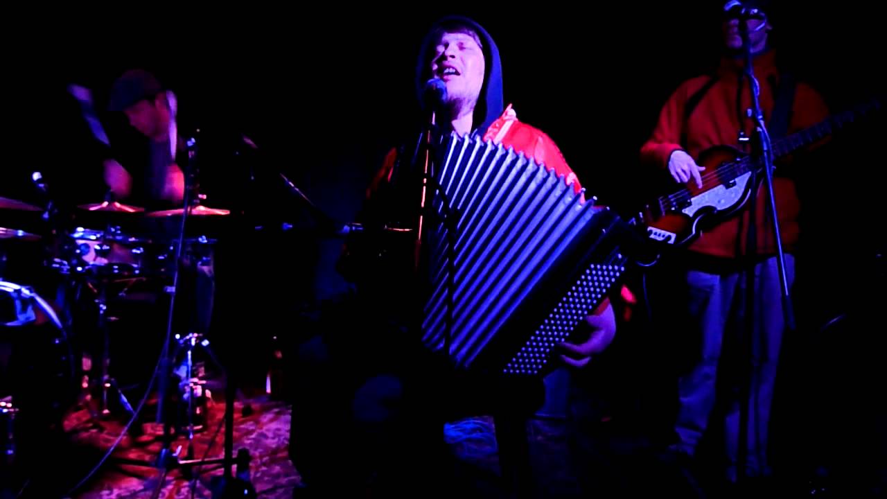 2012-05-17 La Minor in club VL, Halle, Germany - YouTube