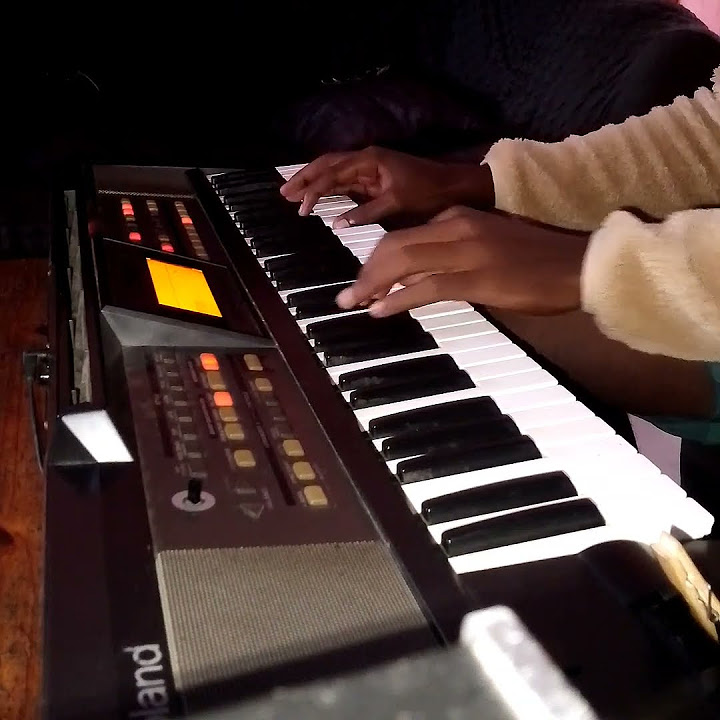 itende roland e-09 - YouTube