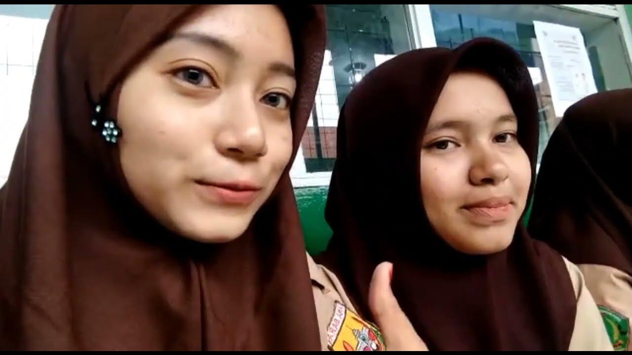 Vlog Bareng Teman yang Cantik🤩 - YouTube