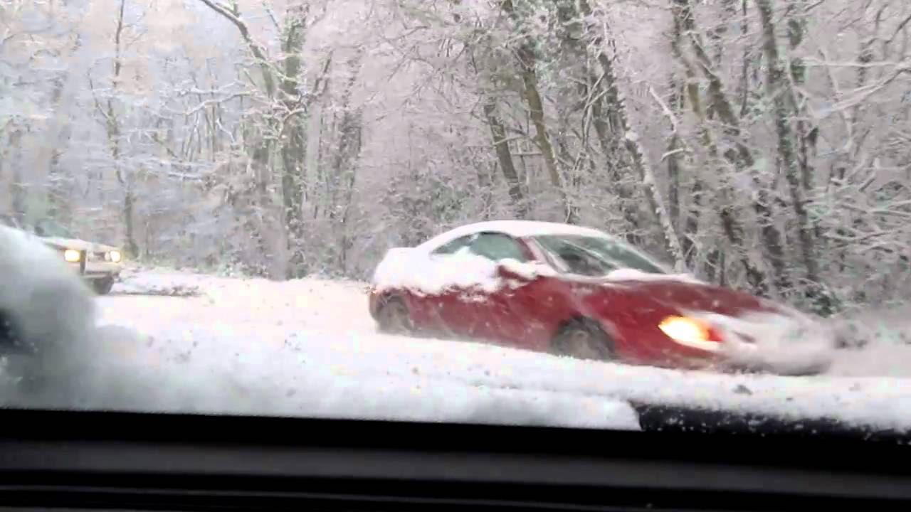 Heavy snow driving near Canterbury 18th December 2010 - YouTube