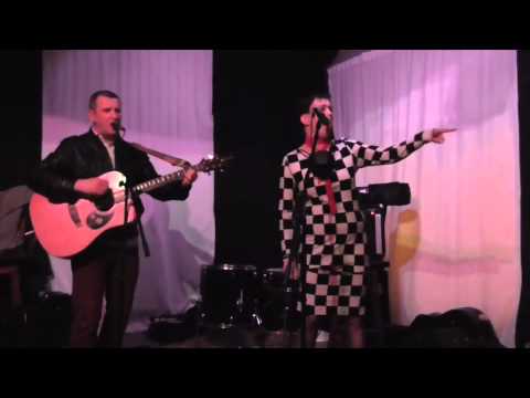 Kelly Roddy live @ number 39 darwen 29th january 2015 clip 1 - YouTube