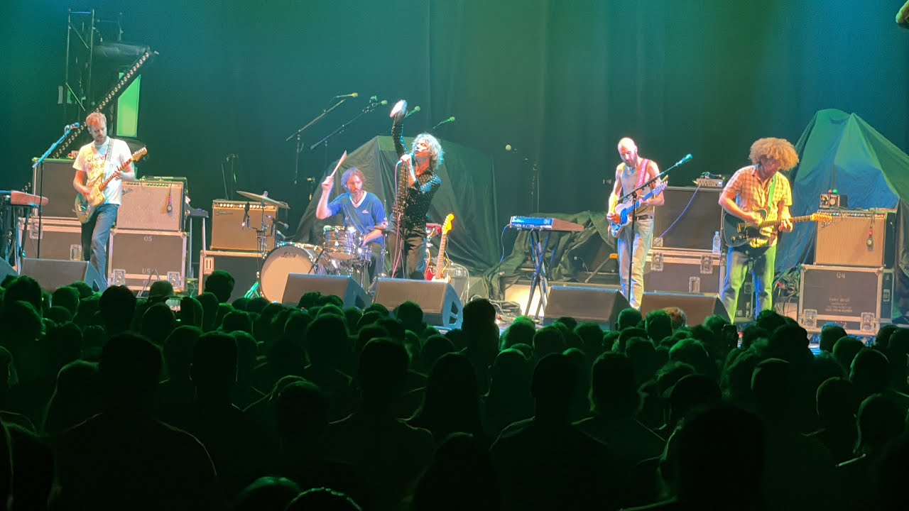 Pond - Live at Spark Arena (full set) - Auckland, 2024 - YouTube