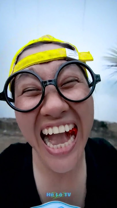 Thử Thách Ăn Ớt Không Nhăn Mặt Thắng Ăn Kẹo Mút Chấm Tương Ớt Siêu Cay Shorts Keomut Youtube