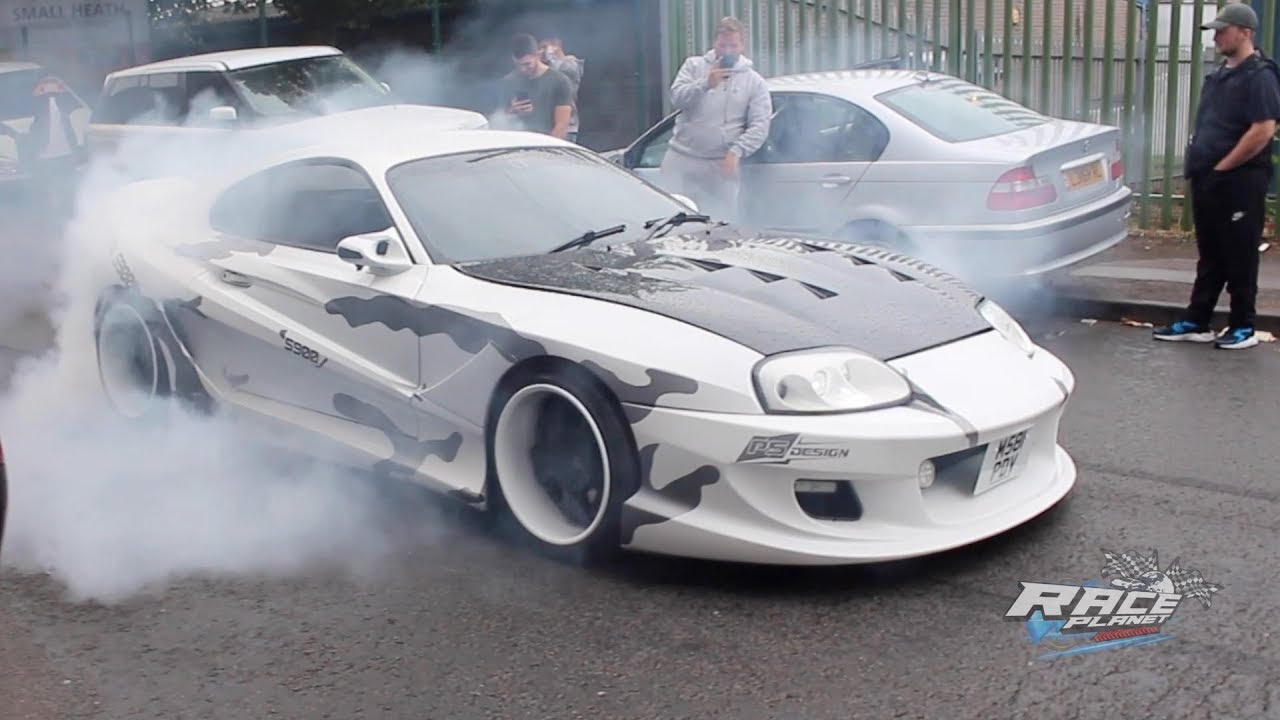 SUPERCARS + FUN @ AMARA'S DAY OUT CHARITY EVENT - YouTube