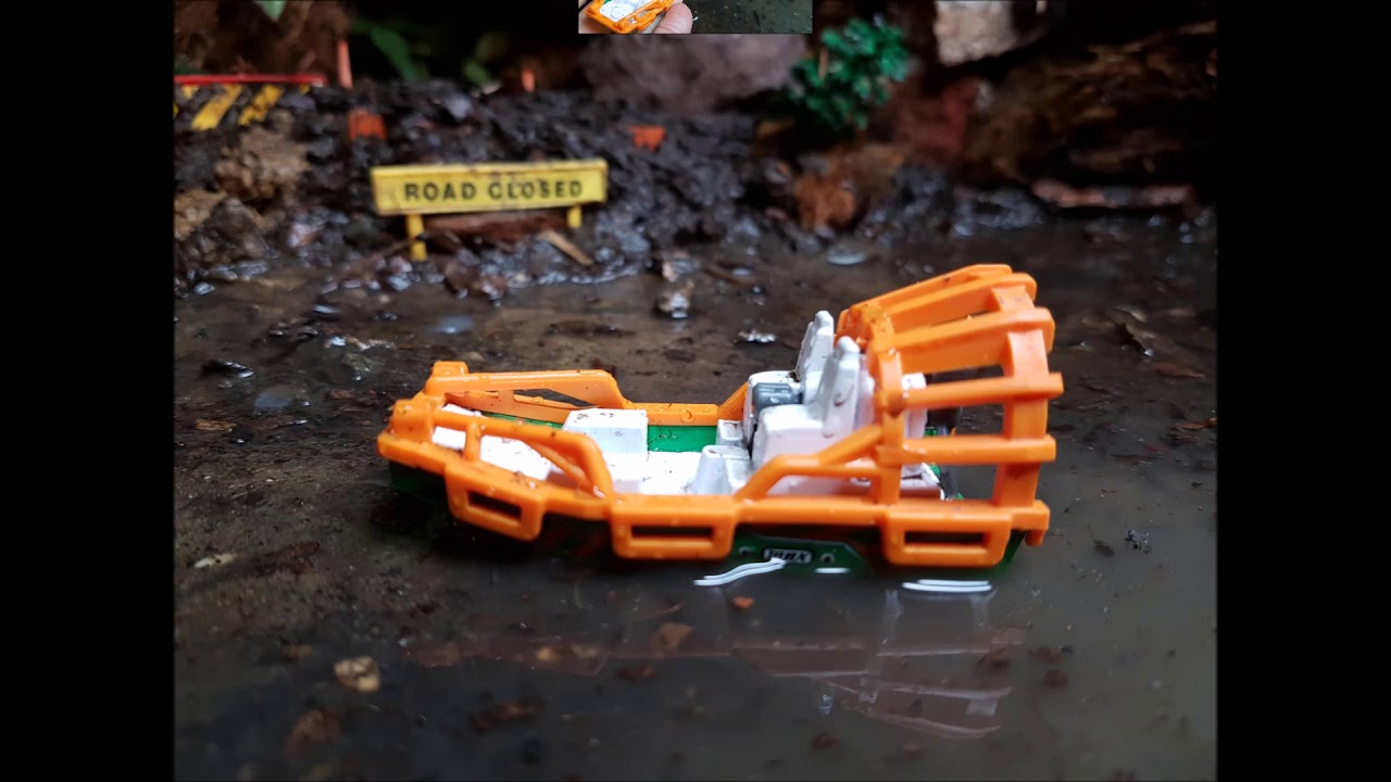 Matchbox Gator Raider Air boat - YouTube