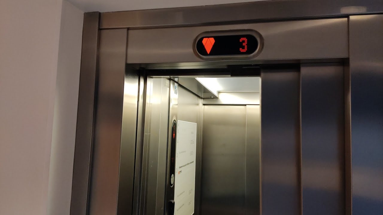 Лифт Kone 630 кг 2010 года 1.4 м/с (Финляндия, город Тампере) - YouTube