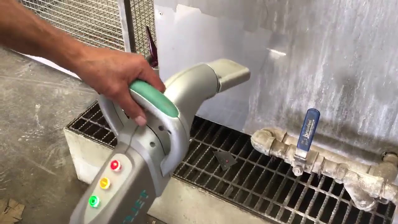 Laser Cleaning Dip Tanks - YouTube