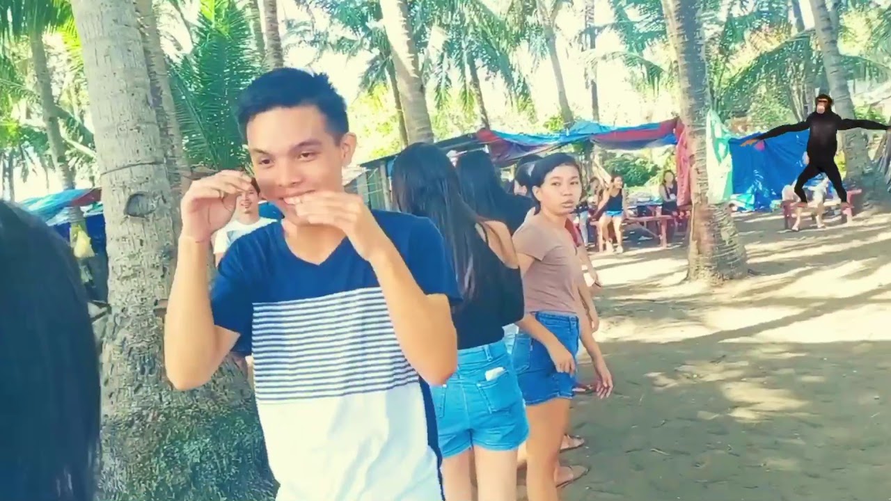 TEAM BUILDING | Action Relay Funny Games - YouTube